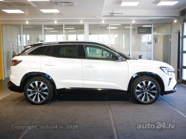 White Renault Austral 2023 in Tallinn, with an engine capacity of 1.30 L and mileage of 76 thousand km for 23990 €, photo 2 on AUTOMOTO.COM.LV