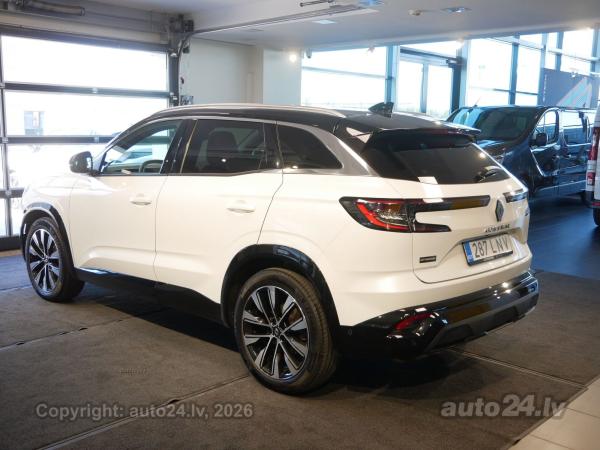 White Renault Austral 2023 in Tallinn, with an engine capacity of 1.30 L and mileage of 76 thousand km for 23990 €, photo 4 on AUTOMOTO.COM.LV
