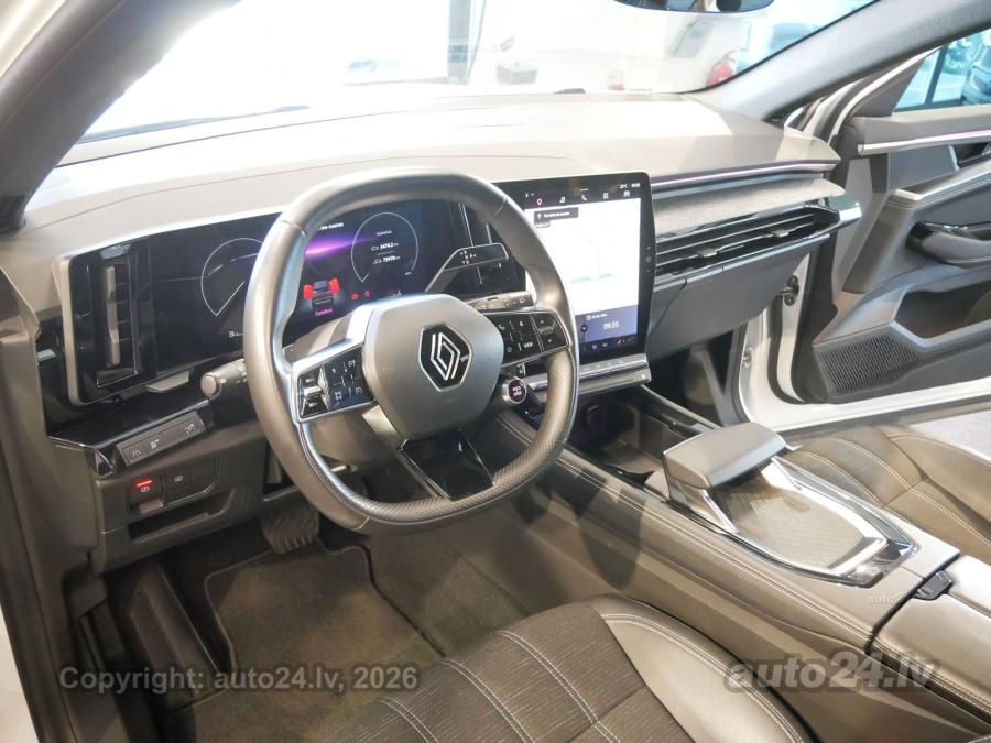 Balts Renault Austral 2023 Tallina, ar dzinēja tilpumu 1.30 L un nobraukumu 76 tūkst. km par 23990 €, foto 8 vietnē AUTOMOTO.COM.LV