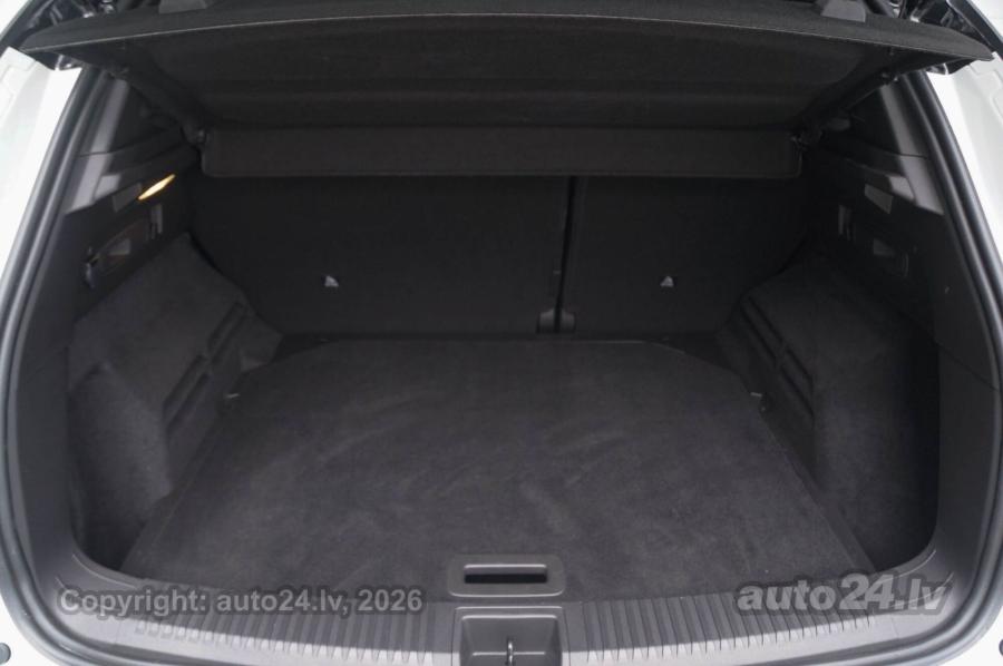 Balts Renault Austral 2023 Tallina, ar dzinēja tilpumu 1.20 L un nobraukumu 24 tūkst. km par 31990 €, foto 13 vietnē AUTOMOTO.COM.LV