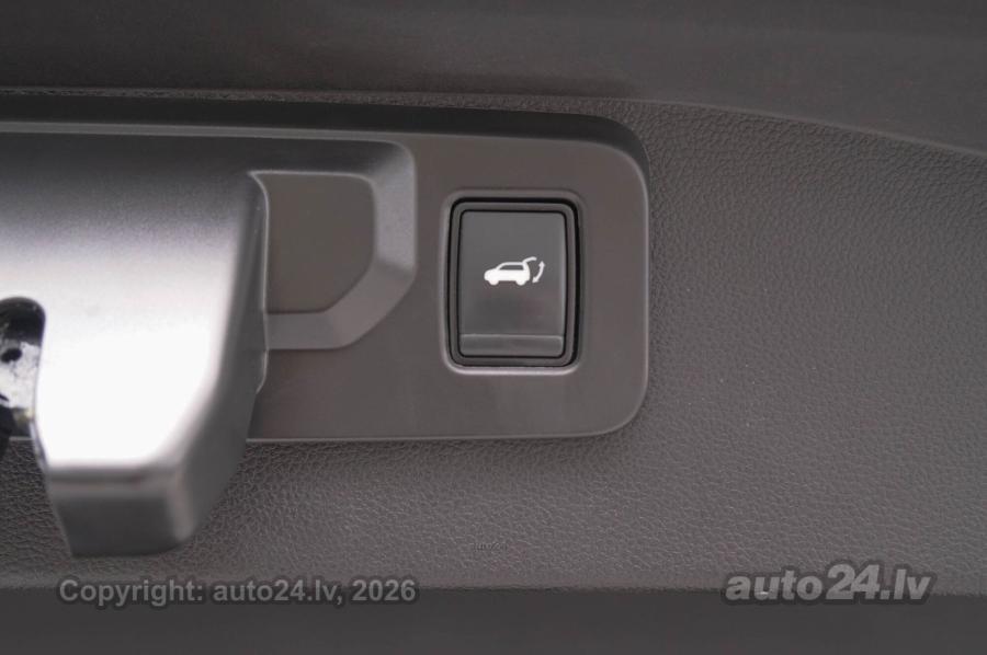 Balts Renault Austral 2023 Tallina, ar dzinēja tilpumu 1.20 L un nobraukumu 24 tūkst. km par 31990 €, foto 14 vietnē AUTOMOTO.COM.LV