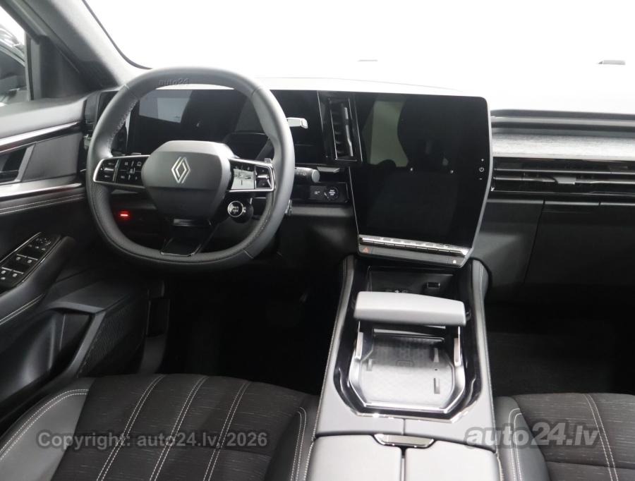 White Renault Austral 2024 in Tallinn, with an engine capacity of 1.30 L and mileage of 24 thousand km for 24900 €, photo 8 on AUTOMOTO.COM.LV