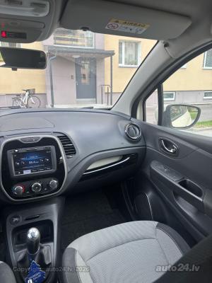 Beige Renault Captur 2014 in Tallinn, with an engine capacity of 0.90 L and mileage of 0 thousand km for 7299 €, photo 12 on AUTOMOTO.COM.LV