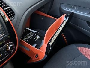 Melns Renault Captur 2013 Cēsis, ar dzinēja tilpumu 1.00 L un nobraukumu 173 tūkst. km par 5750 €, foto 21 vietnē AUTOMOTO.COM.LV