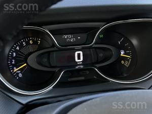 Melns Renault Captur 2013 Cēsis, ar dzinēja tilpumu 1.00 L un nobraukumu 173 tūkst. km par 5750 €, foto 23 vietnē AUTOMOTO.COM.LV