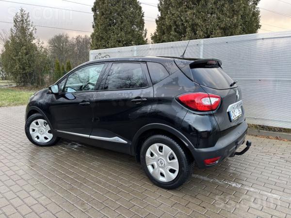 Black Renault Captur 2014 in Riga, with an engine capacity of 1.50 L and mileage of 186 thousand km for 7650 €, photo 2 on AUTOMOTO.COM.LV