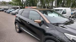Black Renault Captur 2015 in Riga, with an engine capacity of 1.50 L and mileage of 118 thousand km for 7900 €, photo 10 on AUTOMOTO.COM.LV