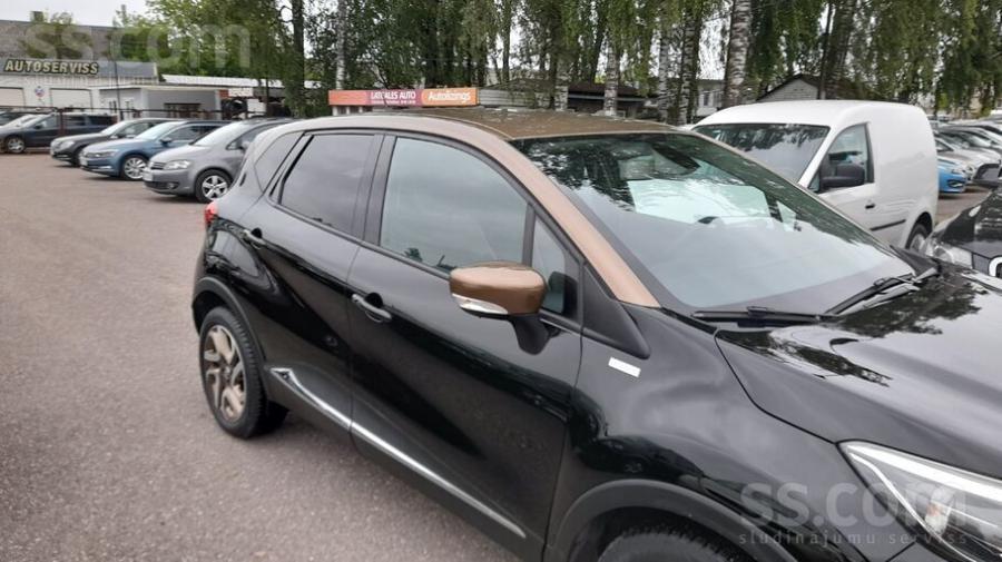 Black Renault Captur 2015 in Riga, with an engine capacity of 1.50 L and mileage of 118 thousand km for 7900 €, photo 10 on AUTOMOTO.COM.LV