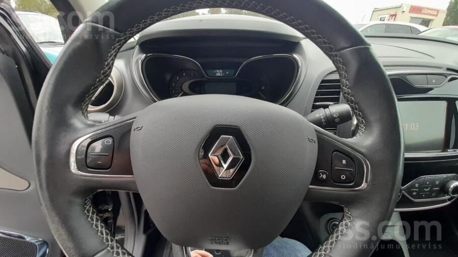 Black Renault Captur 2015 in Riga, with an engine capacity of 1.50 L and mileage of 118 thousand km for 7900 €, photo 26 on AUTOMOTO.COM.LV