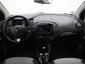 Black Renault Captur 2015 in Vilnius, with an engine capacity of 1.50 L and mileage of 179 thousand km for 8599 €, photo 3 on AUTOMOTO.COM.LV