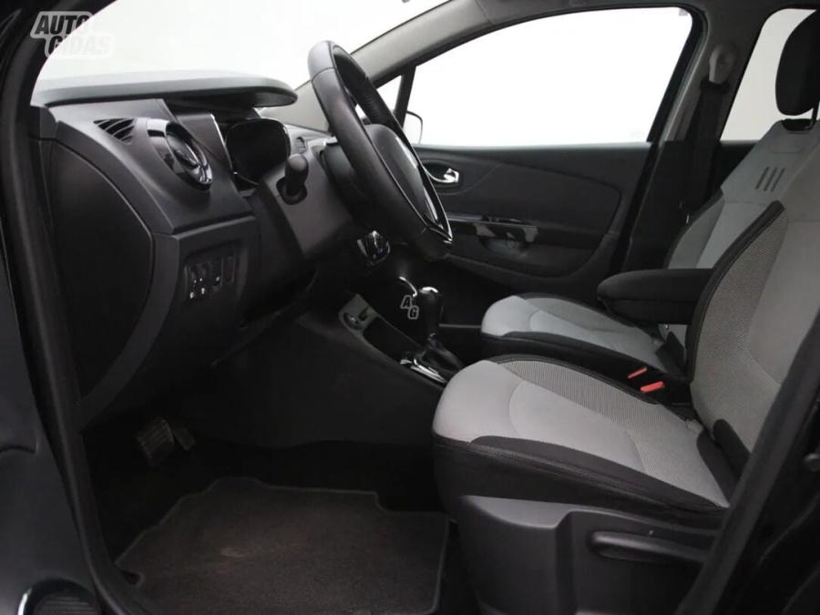 Black Renault Captur 2015 in Vilnius, with an engine capacity of 1.50 L and mileage of 179 thousand km for 8599 €, photo 5 on AUTOMOTO.COM.LV