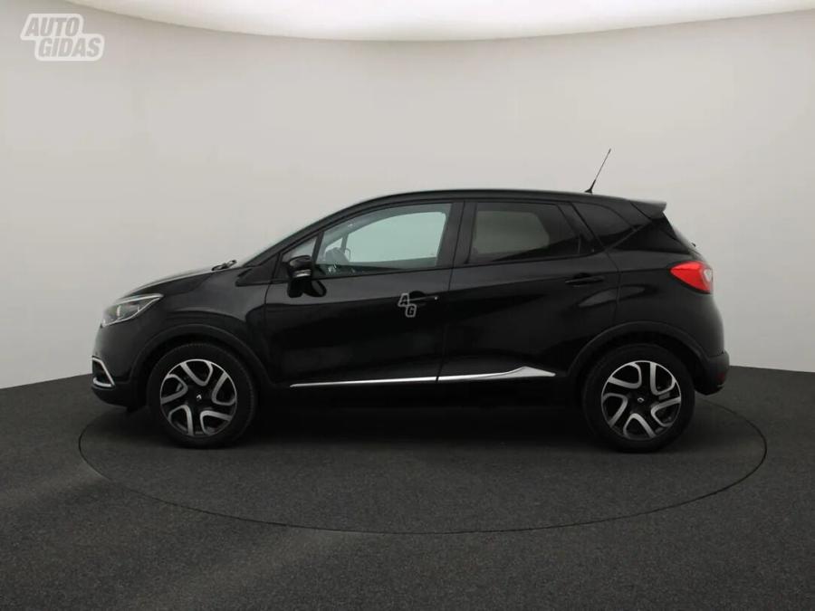 Black Renault Captur 2015 in Vilnius, with an engine capacity of 1.50 L and mileage of 179 thousand km for 8599 €, photo 7 on AUTOMOTO.COM.LV