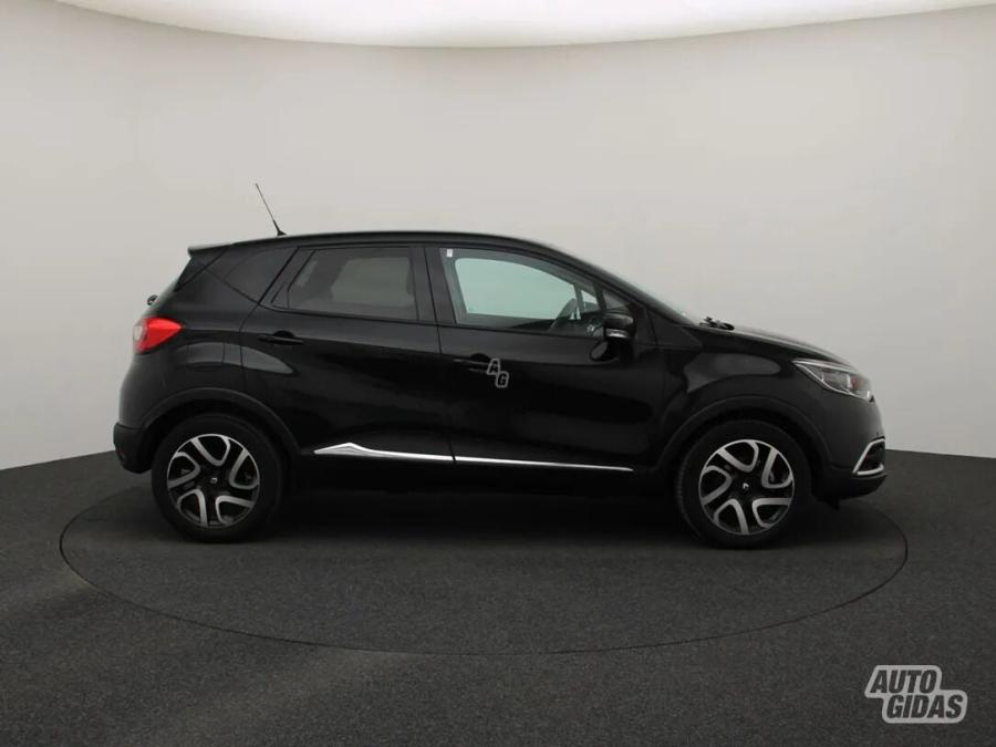 Black Renault Captur 2015 in Vilnius, with an engine capacity of 1.50 L and mileage of 179 thousand km for 8599 €, photo 10 on AUTOMOTO.COM.LV