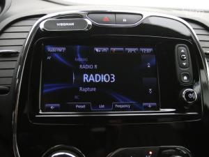 Black Renault Captur 2015 in Vilnius, with an engine capacity of 1.50 L and mileage of 179 thousand km for 8599 €, photo 23 on AUTOMOTO.COM.LV