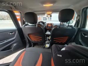 Melns Renault Captur 2015 Jūrmala, ar dzinēja tilpumu 1.50 L un nobraukumu 291 tūkst. km par 5600 €, foto 10 vietnē AUTOMOTO.COM.LV