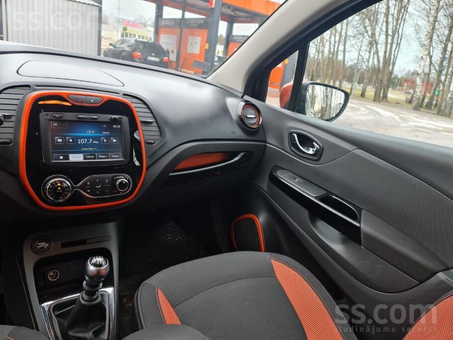 Melns Renault Captur 2015 Jūrmala, ar dzinēja tilpumu 1.50 L un nobraukumu 291 tūkst. km par 5600 €, foto 16 vietnē AUTOMOTO.COM.LV