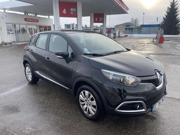 Melns Renault Captur 2016 Tauragė, ar dzinēja tilpumu 0.90 L un nobraukumu 94 tūkst. km par 5300 €, foto 1 vietnē AUTOMOTO.COM.LV