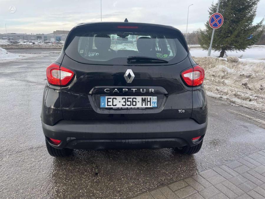 Melns Renault Captur 2016 Tauragė, ar dzinēja tilpumu 0.90 L un nobraukumu 94 tūkst. km par 5300 €, foto 6 vietnē AUTOMOTO.COM.LV