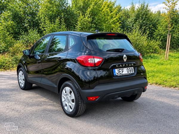 Melns Renault Captur 2016 Panevēža, ar dzinēja tilpumu 1.00 L un nobraukumu 221 tūkst. km par 3900 €, foto 5 vietnē AUTOMOTO.COM.LV