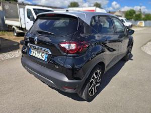Black Renault Captur 2017 in Taurage, with an engine capacity of 1.20 L and mileage of 193 thousand km for 8500 €, photo 9 on AUTOMOTO.COM.LV