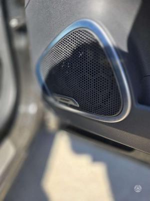 Black Renault Captur 2017 in Taurage, with an engine capacity of 1.20 L and mileage of 193 thousand km for 8500 €, photo 15 on AUTOMOTO.COM.LV