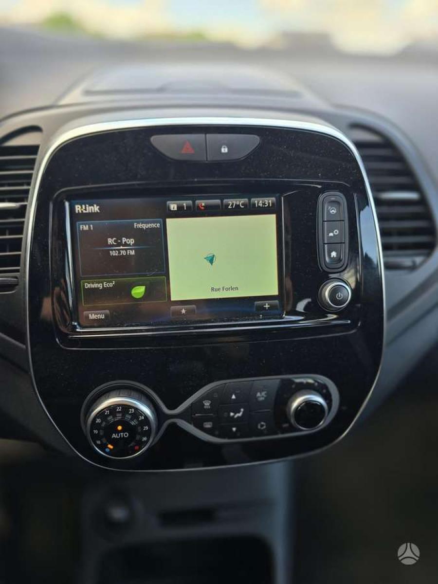 Black Renault Captur 2017 in Taurage, with an engine capacity of 1.20 L and mileage of 193 thousand km for 8500 €, photo 22 on AUTOMOTO.COM.LV