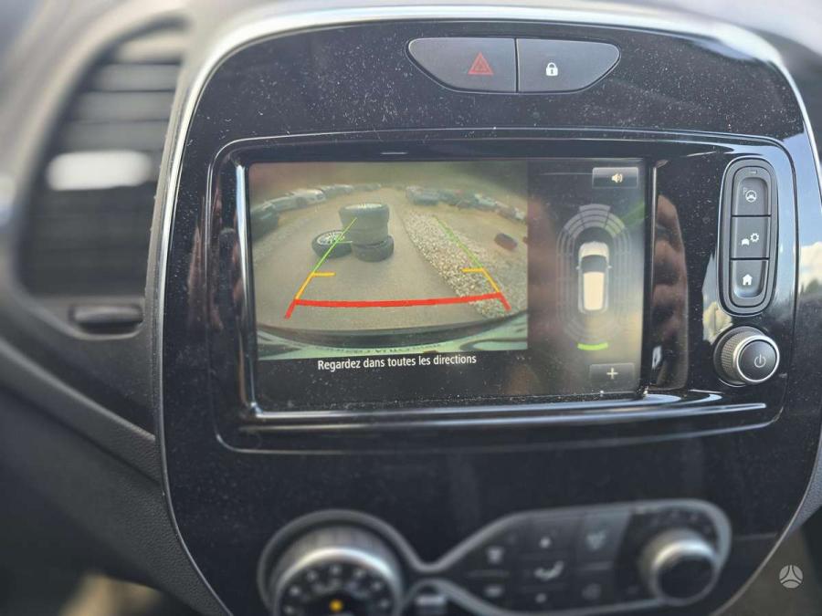 Black Renault Captur 2017 in Taurage, with an engine capacity of 1.20 L and mileage of 193 thousand km for 8500 €, photo 24 on AUTOMOTO.COM.LV