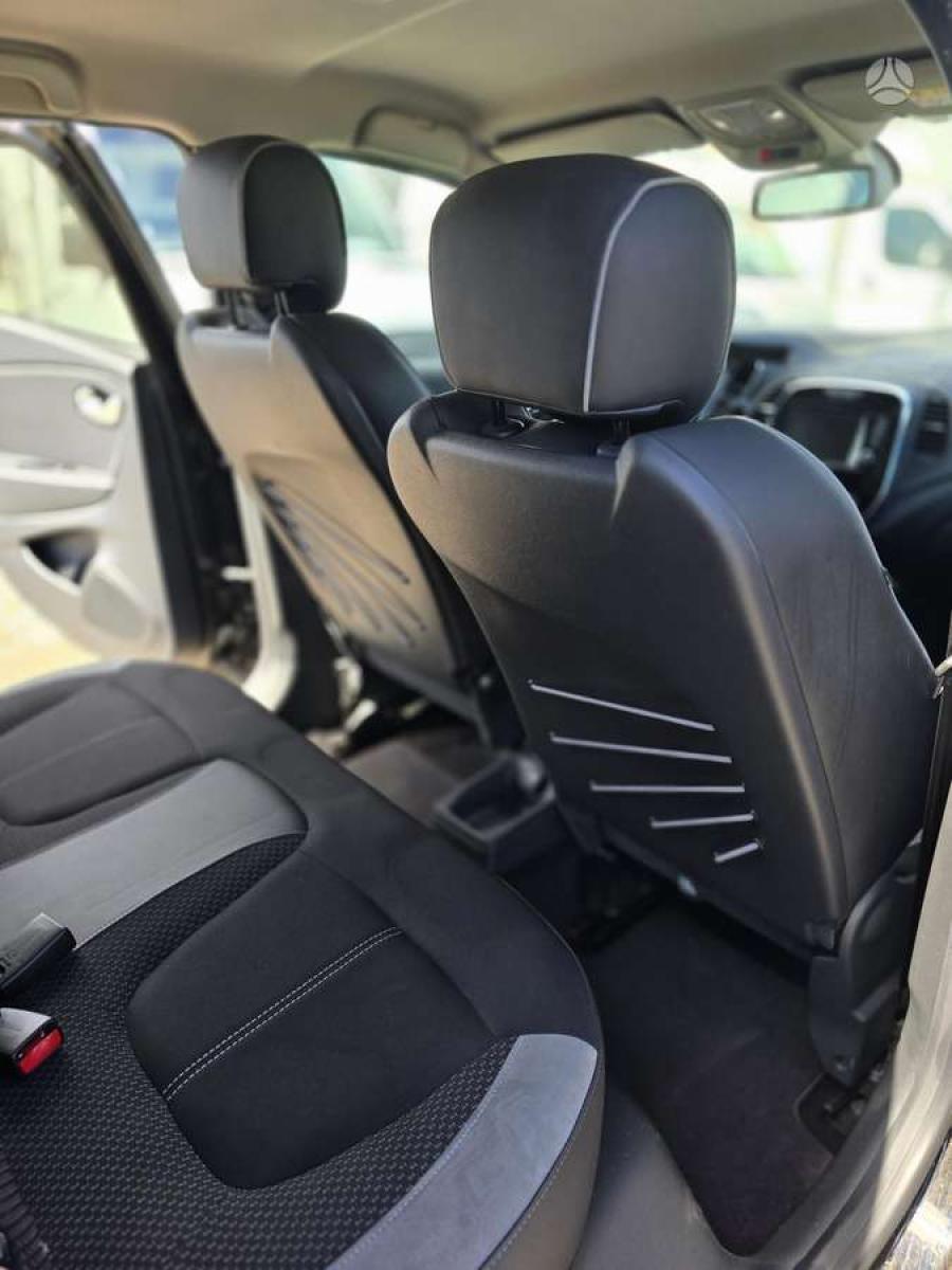 Black Renault Captur 2017 in Taurage, with an engine capacity of 1.20 L and mileage of 193 thousand km for 8500 €, photo 28 on AUTOMOTO.COM.LV