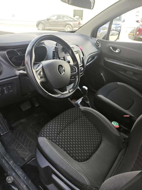 Melns Renault Captur 2018 Viļņa, ar dzinēja tilpumu 1.20 L un nobraukumu 92 tūkst. km par 8850 €, foto 6 vietnē AUTOMOTO.COM.LV