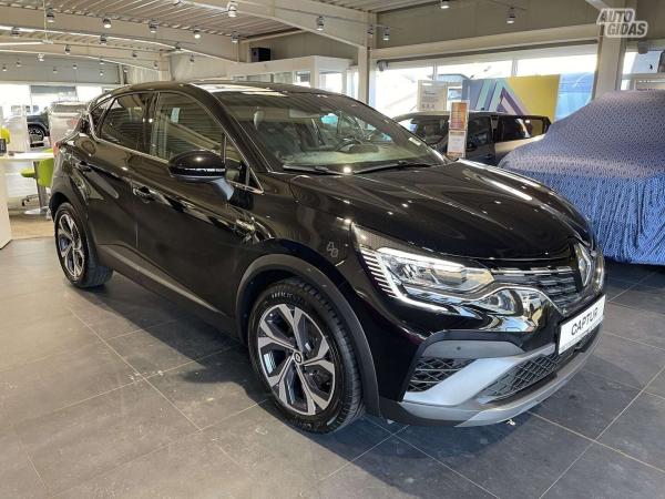 Black Renault Captur 2021 in Kaunas, with an engine capacity of 1.60 L and mileage of 27 thousand km for 22287 €, photo 6 on AUTOMOTO.COM.LV