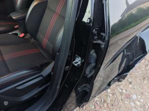Black Renault Captur 2021 in Telschi, with an engine capacity of 1.60 L and mileage of 116 thousand km for 8800 €, photo 26 on AUTOMOTO.COM.LV