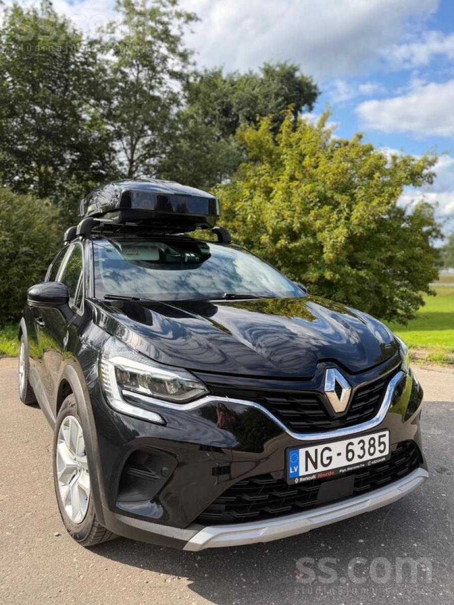 Black Renault Captur 2022 in Riga, with an engine capacity of 1.00 L and mileage of 83 thousand km for 11999 €, photo 1 on AUTOMOTO.COM.LV
