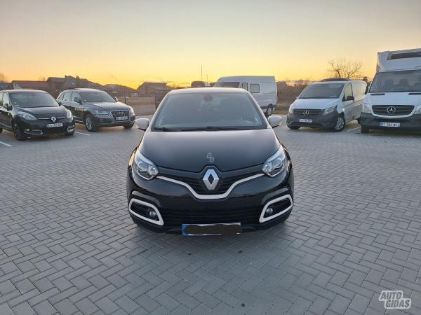 Black Renault Captur 2013 in Taurage, with an engine capacity of 1.20 L and mileage of 210 thousand km for 5100 €, photo 3 on AUTOMOTO.COM.LV