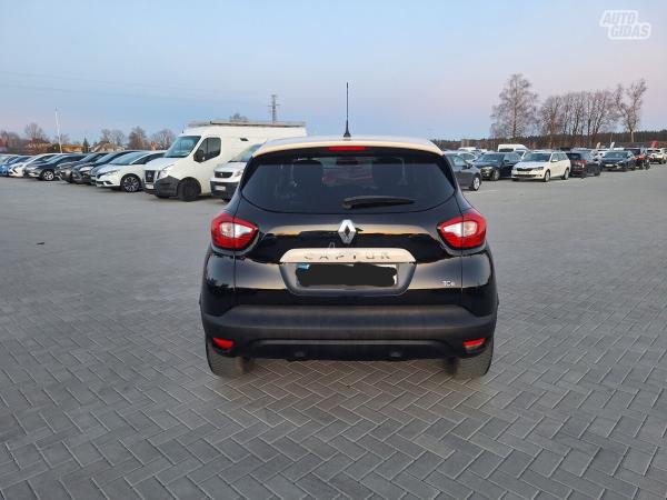 Black Renault Captur 2013 in Taurage, with an engine capacity of 1.20 L and mileage of 210 thousand km for 5100 €, photo 5 on AUTOMOTO.COM.LV