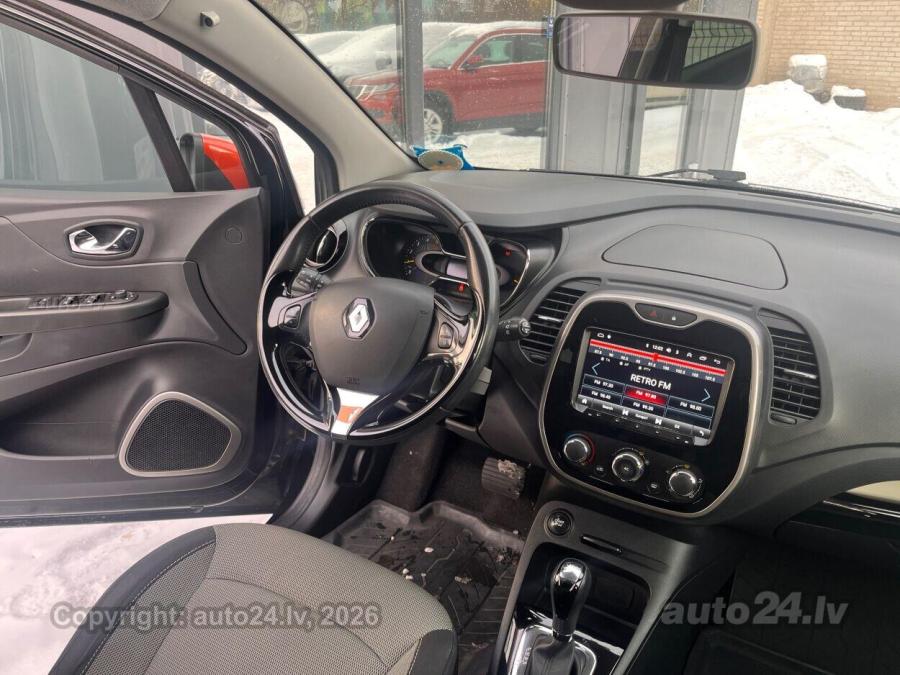 Melns Renault Captur 2014 Tallina, ar dzinēja tilpumu 1.50 L un nobraukumu 190 tūkst. km par 6990 €, foto 9 vietnē AUTOMOTO.COM.LV