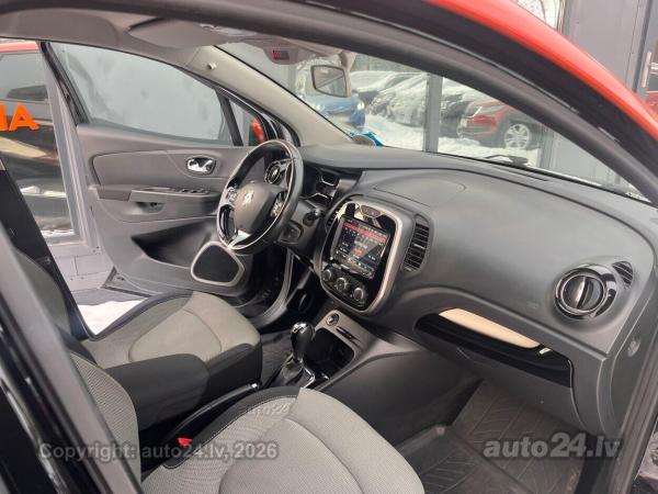 Black Renault Captur 2014 in Tallinn, with an engine capacity of 1.50 L and mileage of 190 thousand km for 6990 €, photo 10 on AUTOMOTO.COM.LV