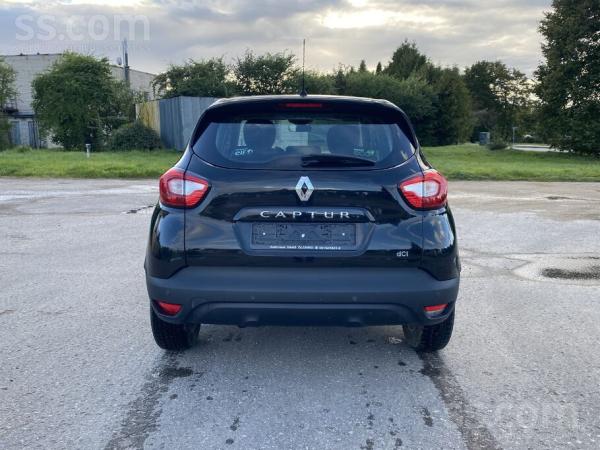 Melns Renault Captur 2014 Ogre, ar dzinēja tilpumu 1.50 L un nobraukumu 182 tūkst. km par 5890 €, foto 7 vietnē AUTOMOTO.COM.LV