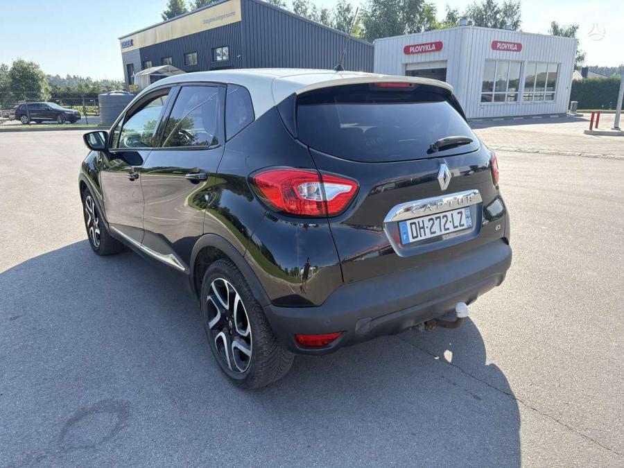 Black Renault Captur 2014 in Taurage, with an engine capacity of 1.46 L and mileage of 161 thousand km for 4400 €, photo 4 on AUTOMOTO.COM.LV
