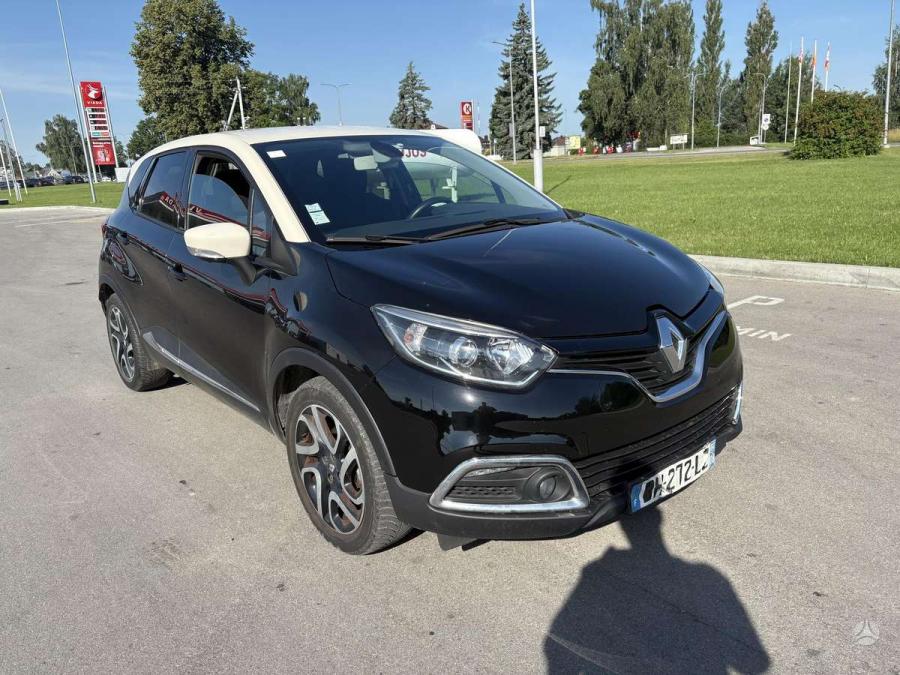 Black Renault Captur 2014 in Taurage, with an engine capacity of 1.46 L and mileage of 161 thousand km for 4400 €, photo 8 on AUTOMOTO.COM.LV