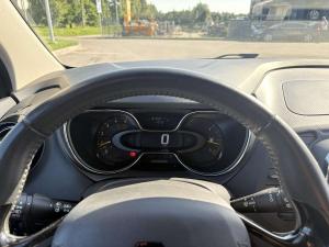 Black Renault Captur 2014 in Taurage, with an engine capacity of 1.46 L and mileage of 161 thousand km for 4400 €, photo 12 on AUTOMOTO.COM.LV