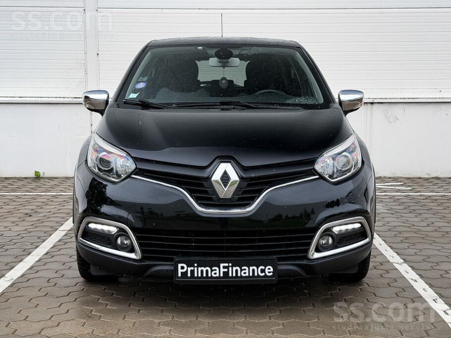 Black Renault Captur 2015 in Riga, with an engine capacity of 1.20 L and mileage of 0 thousand km for 7990 €, photo 6 on AUTOMOTO.COM.LV