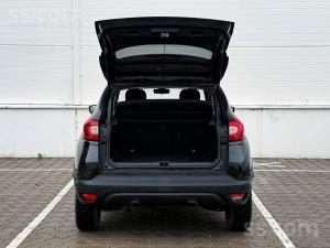 Black Renault Captur 2015 in Riga, with an engine capacity of 1.20 L and mileage of 0 thousand km for 7990 €, photo 10 on AUTOMOTO.COM.LV