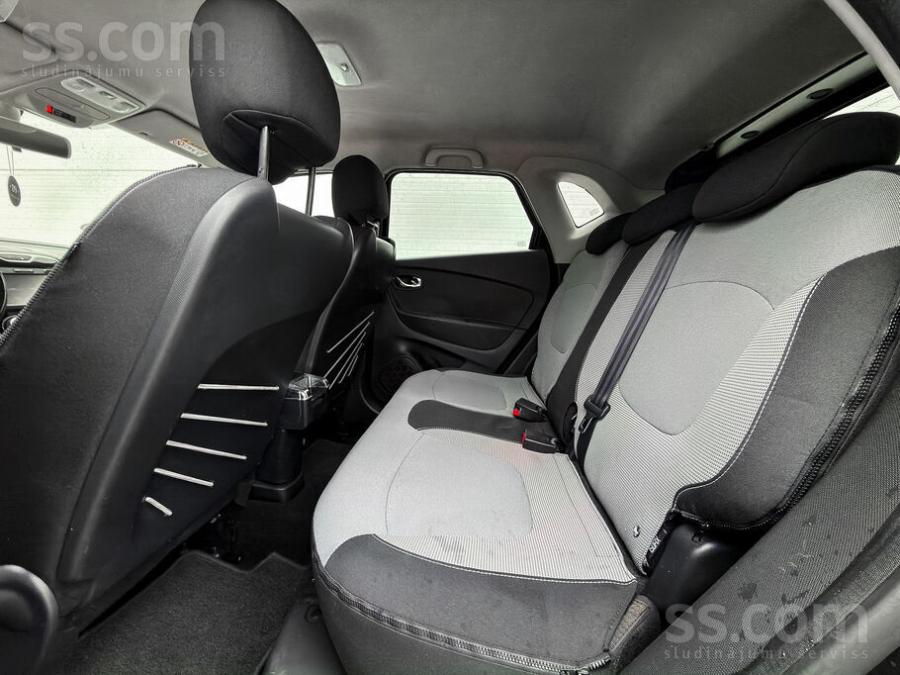 Black Renault Captur 2015 in Riga, with an engine capacity of 1.20 L and mileage of 0 thousand km for 7990 €, photo 14 on AUTOMOTO.COM.LV