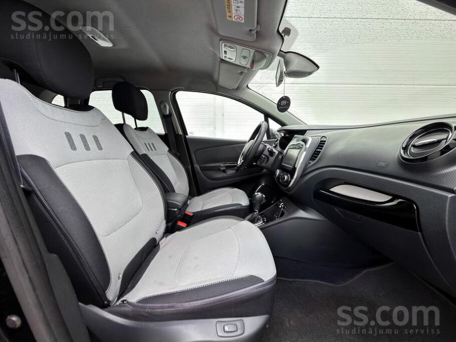Black Renault Captur 2015 in Riga, with an engine capacity of 1.20 L and mileage of 0 thousand km for 7990 €, photo 15 on AUTOMOTO.COM.LV
