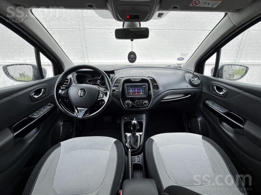 Black Renault Captur 2015 in Riga, with an engine capacity of 1.20 L and mileage of 0 thousand km for 7990 €, photo 17 on AUTOMOTO.COM.LV