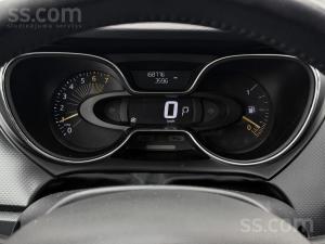 Black Renault Captur 2015 in Riga, with an engine capacity of 1.20 L and mileage of 0 thousand km for 7990 €, photo 20 on AUTOMOTO.COM.LV