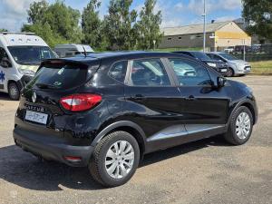 Black Renault Captur 2015 in Taurage, with an engine capacity of 0.90 L and mileage of 210 thousand km for 4500 €, photo 6 on AUTOMOTO.COM.LV