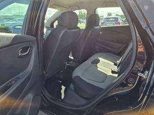 Black Renault Captur 2015 in Taurage, with an engine capacity of 0.90 L and mileage of 210 thousand km for 4500 €, photo 9 on AUTOMOTO.COM.LV