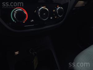 Черный Рено Каптур 2015 в Цесис, объемом двигателя 0.90 л и пробегом 0 тыс. км за 5990 €, фото 17 на AUTOMOTO.COM.LV