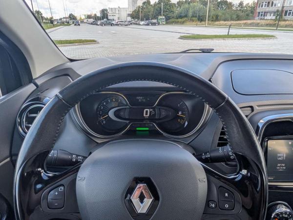 Рено Каптур 2015 в Таураге на AUTOMOTO.COM.LV Черный Рено Каптур 2015 в Таураге, объемом двигателя 1.20 л и пробегом 169 тыс. км за 5700 €, фото 11 на AUTOMOTO.COM.LV